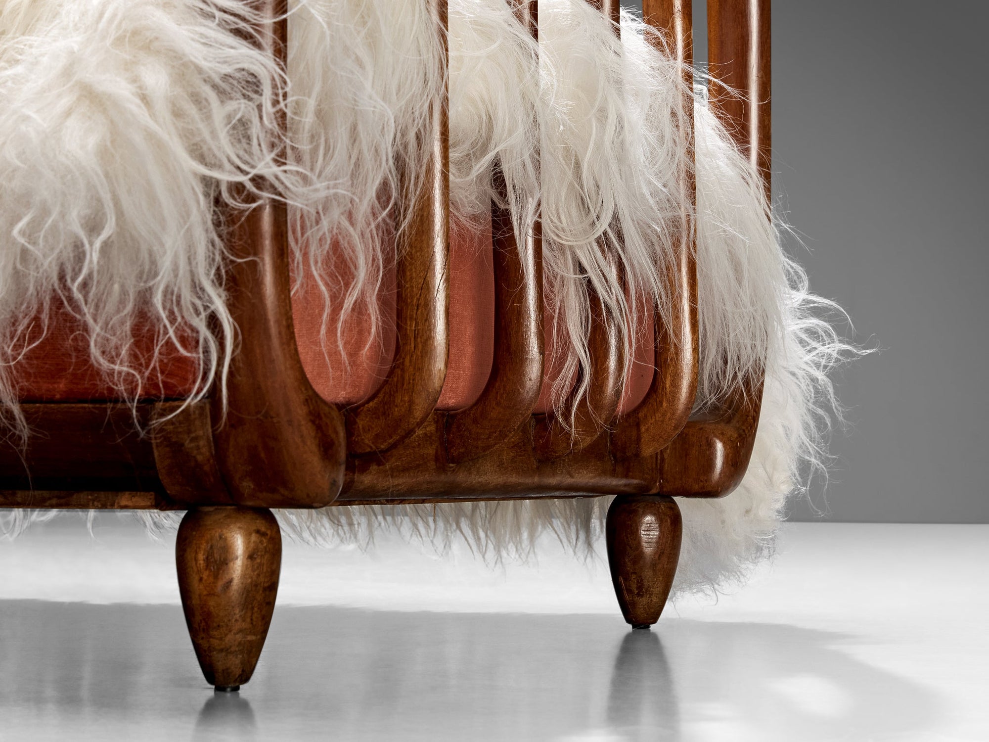 Italian Art Deco Daybed in Walnut